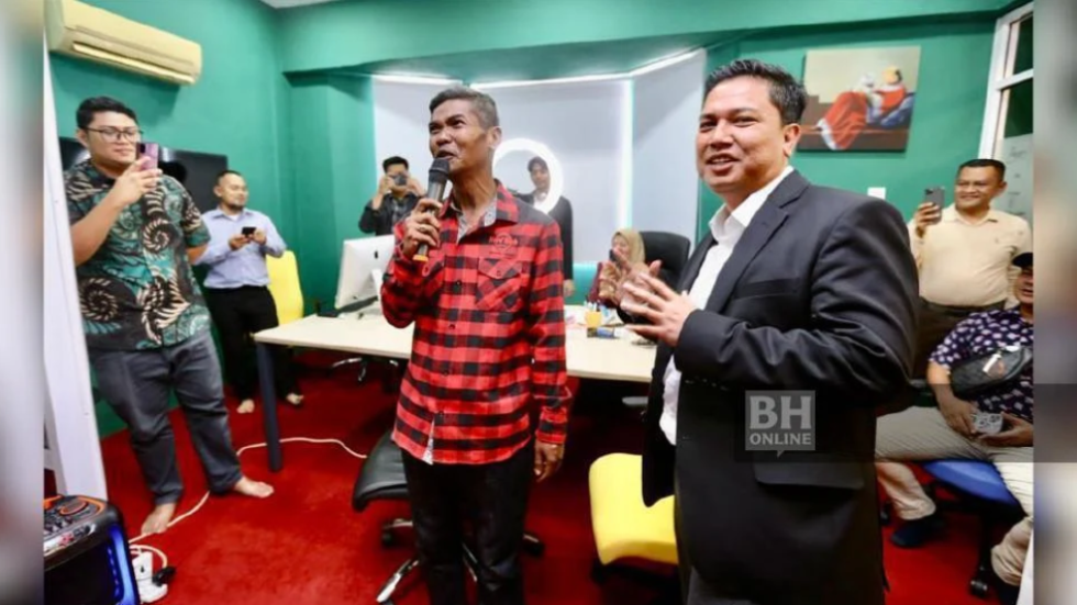 Kuala Lumpur Penyanyi Mamat Exist Menepis Persepsi Tahap Kesihatannya Semakin Merosot Susulan